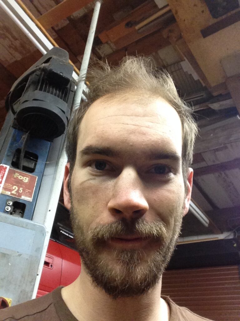 Das Team – Nissan Leopard